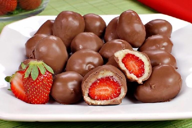 Bombom De Morango - Receita Toda Hora