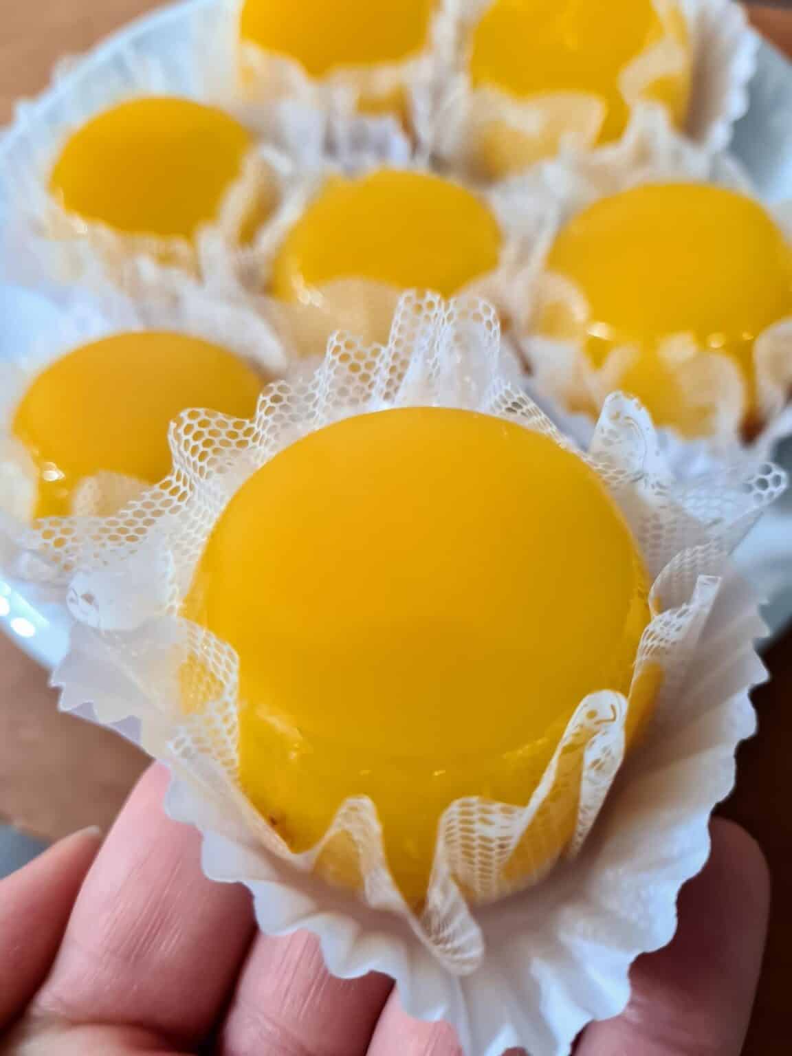 Faça Quindim de Padaria na sua casa. É fácil e fica perfeito.