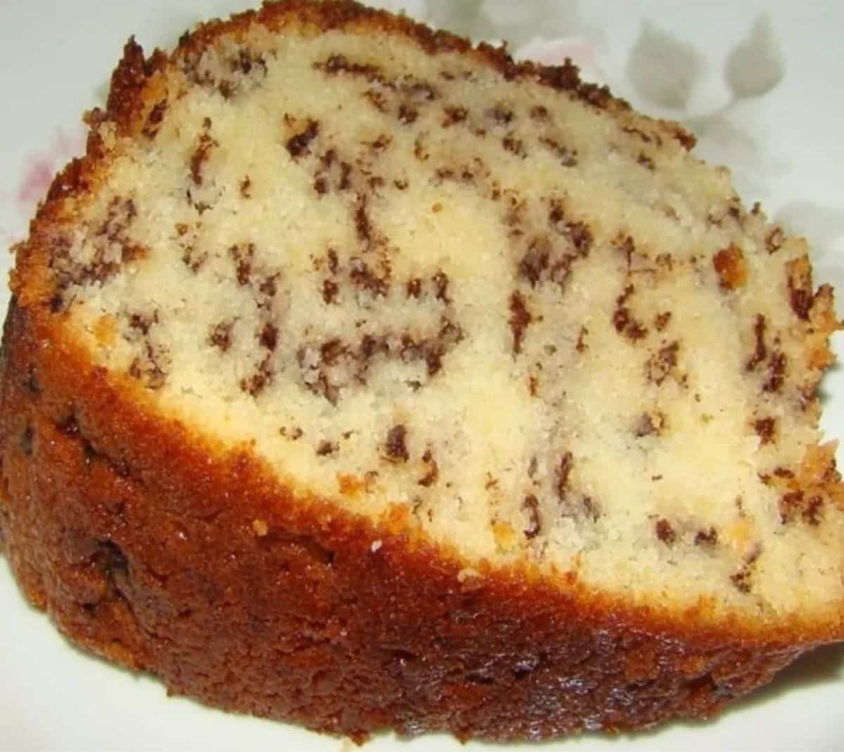 Bolo formigueiro fácil feito com ingredientes que tem em casa