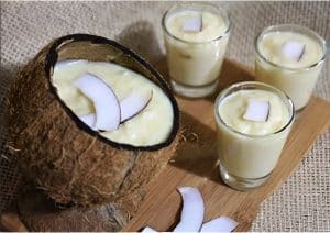 Cocada cremosa deliciosa que fica pronta em 3 minutos e serve até como ...
