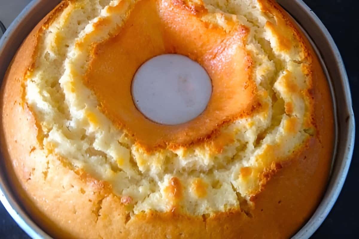 Bolo de tapioca assado no forno um bolo delicioso perfeito para o seu café