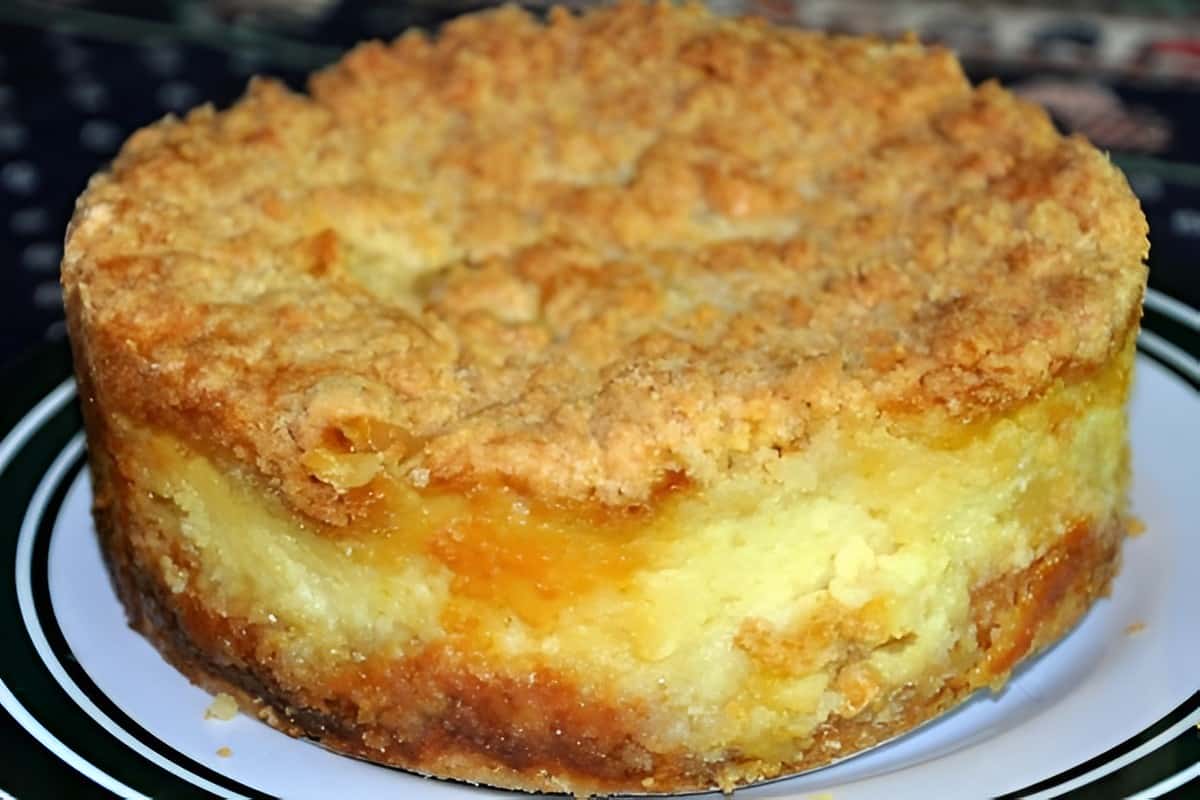 Bolo farofa uma deliciosa combinação de farofa doce crocante recheada ...