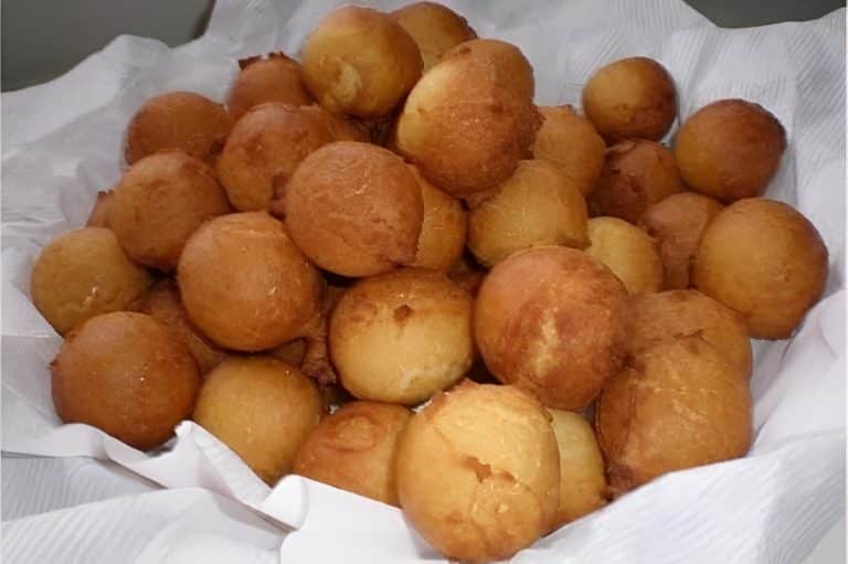 Bolinho de chuva com maisena bem macio fofinho e delicioso