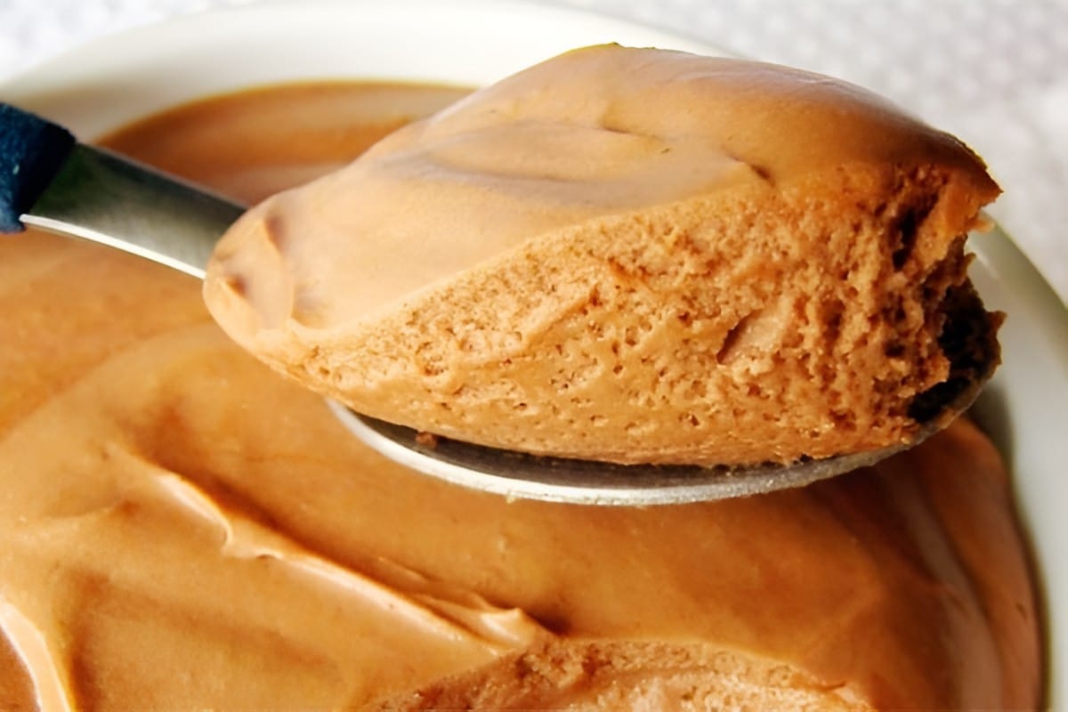 Mousse de doce de leite uma sobremesa bem fácil de ser feita e que fica ...