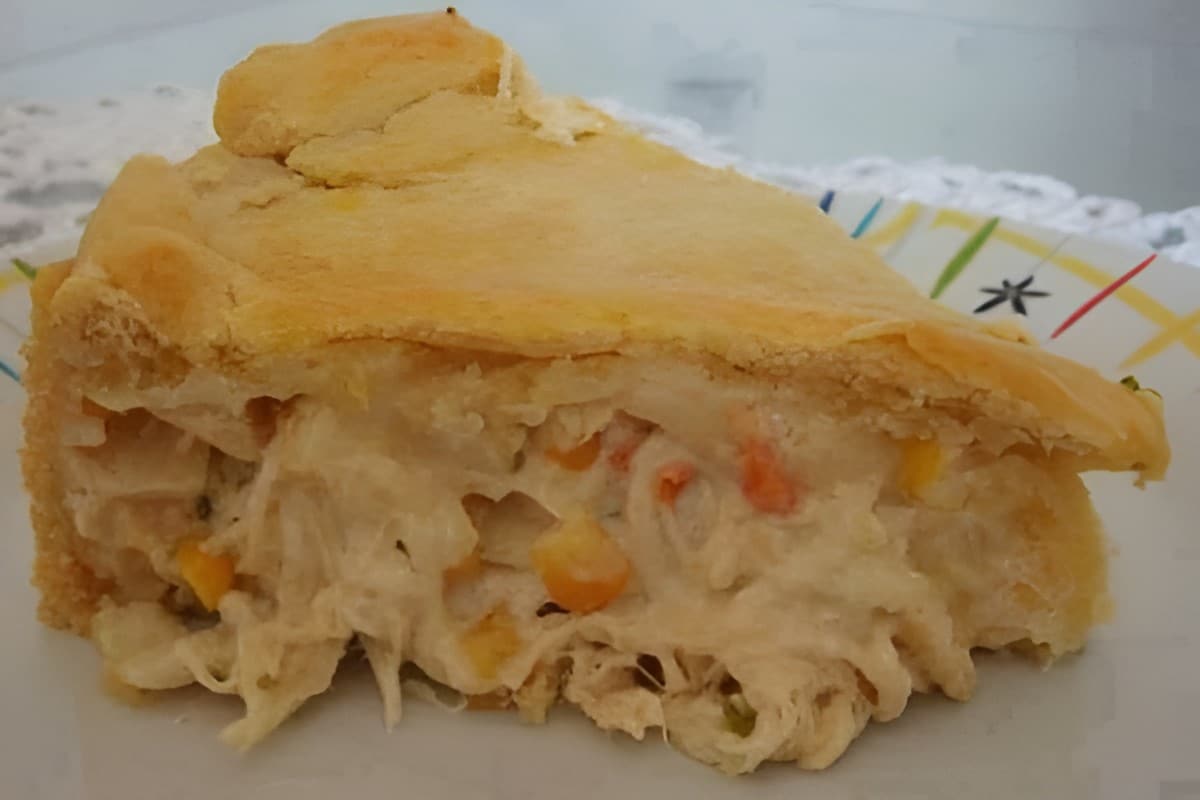 Torta de frango com requeijão mussarela e uma massa maravilhosa que ...