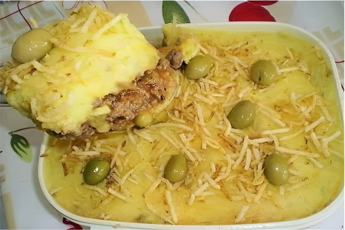 Escondidinho de carne moída com batata um prato único prático e fácil ...