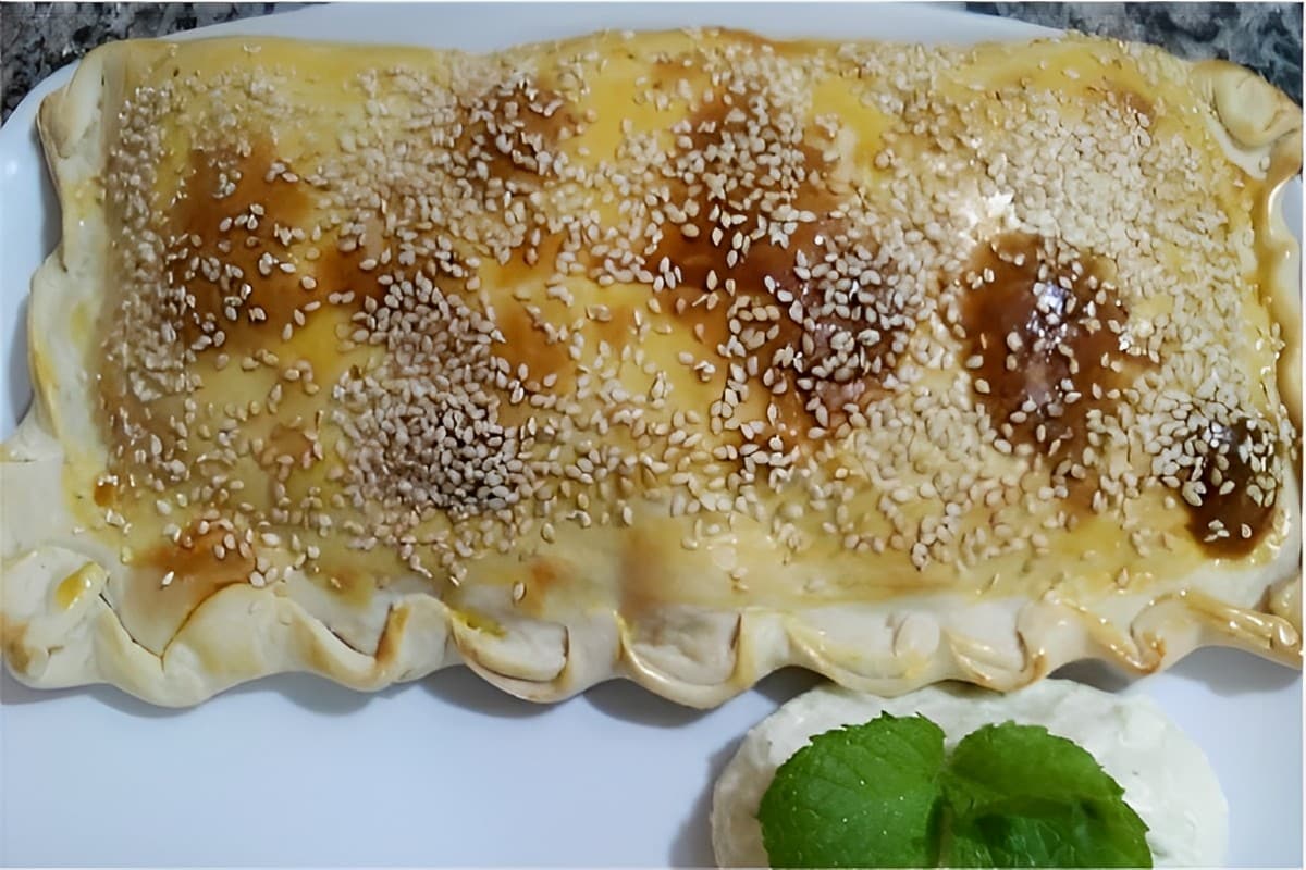 Misture esses dois ingredientes e faça um incrível pastel assado para ...