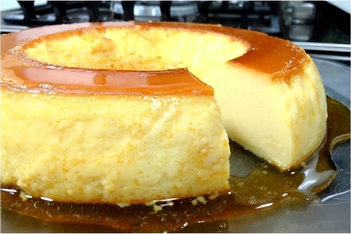 Pudim de leite que fica pronto em 10 minutos sem ovos e forno bata tudo ...