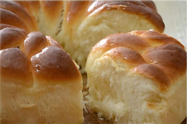 Rosca doce caseira igual da padaria para seu café da manhã ou lanche da ...