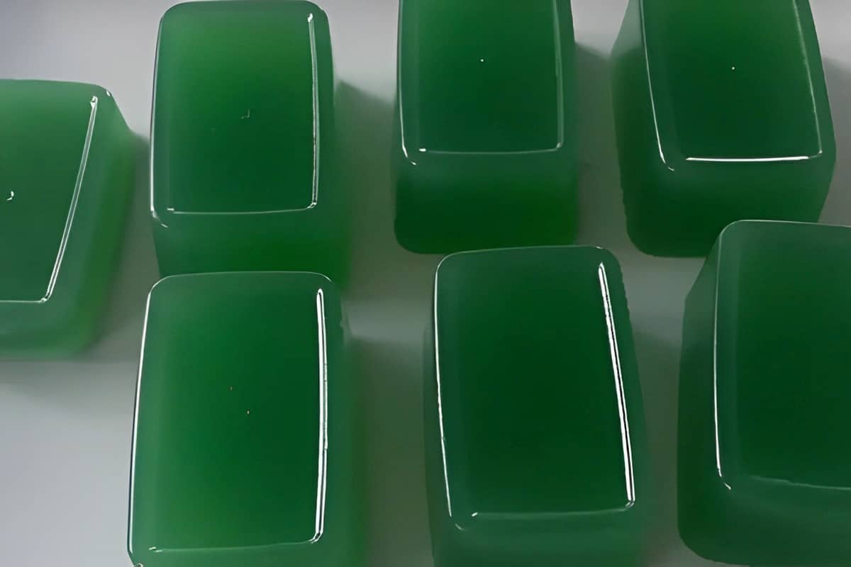 Sabão caseiro com álcool e limão limpa e desinfeta receita simples e ...