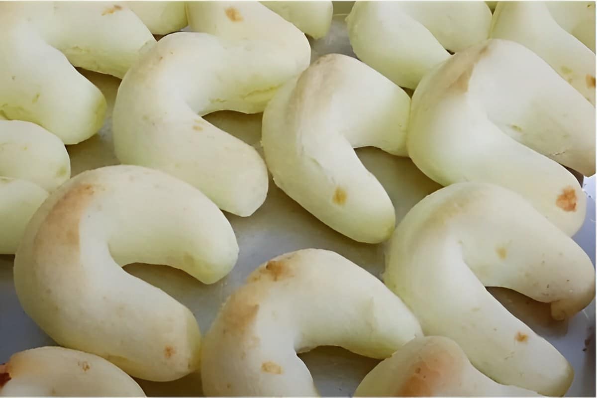 Chipa paraguaia com polvilho fácil e prática de fazer fica uma delícia ...