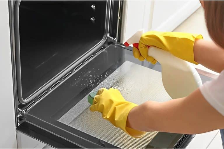 Dica caseira de como limpar o forno por dentro e deixar um brilho