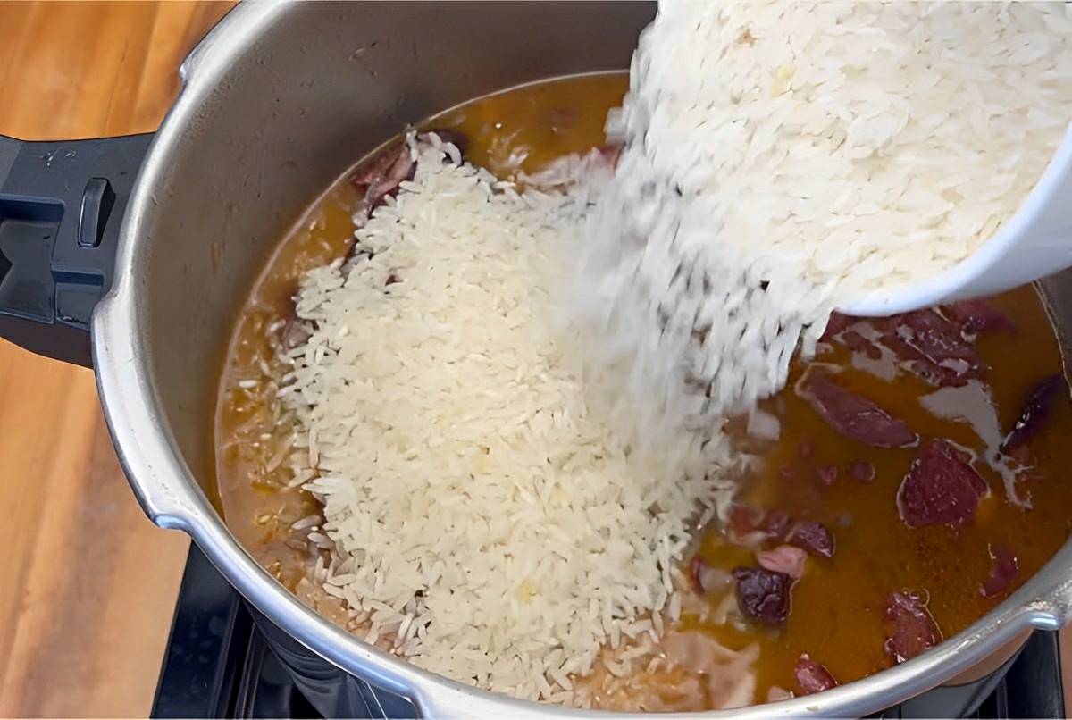 Almoço completo em 20 minutos um prato rápido feito em uma só panela ...