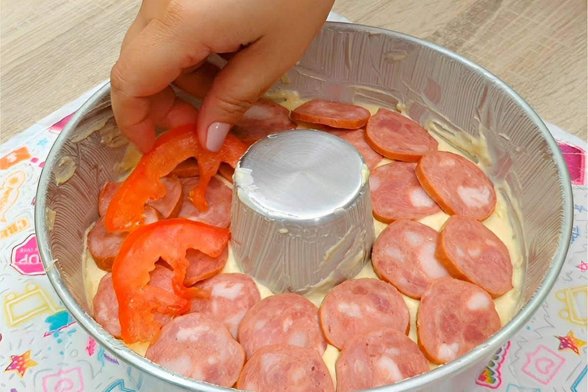 Bolo salgado recheado simples e prático fica uma delícia em casa faço ...