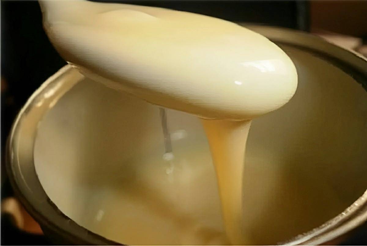 Leite condensado caseiro pra fazer gastando pouco rende muito e é ...