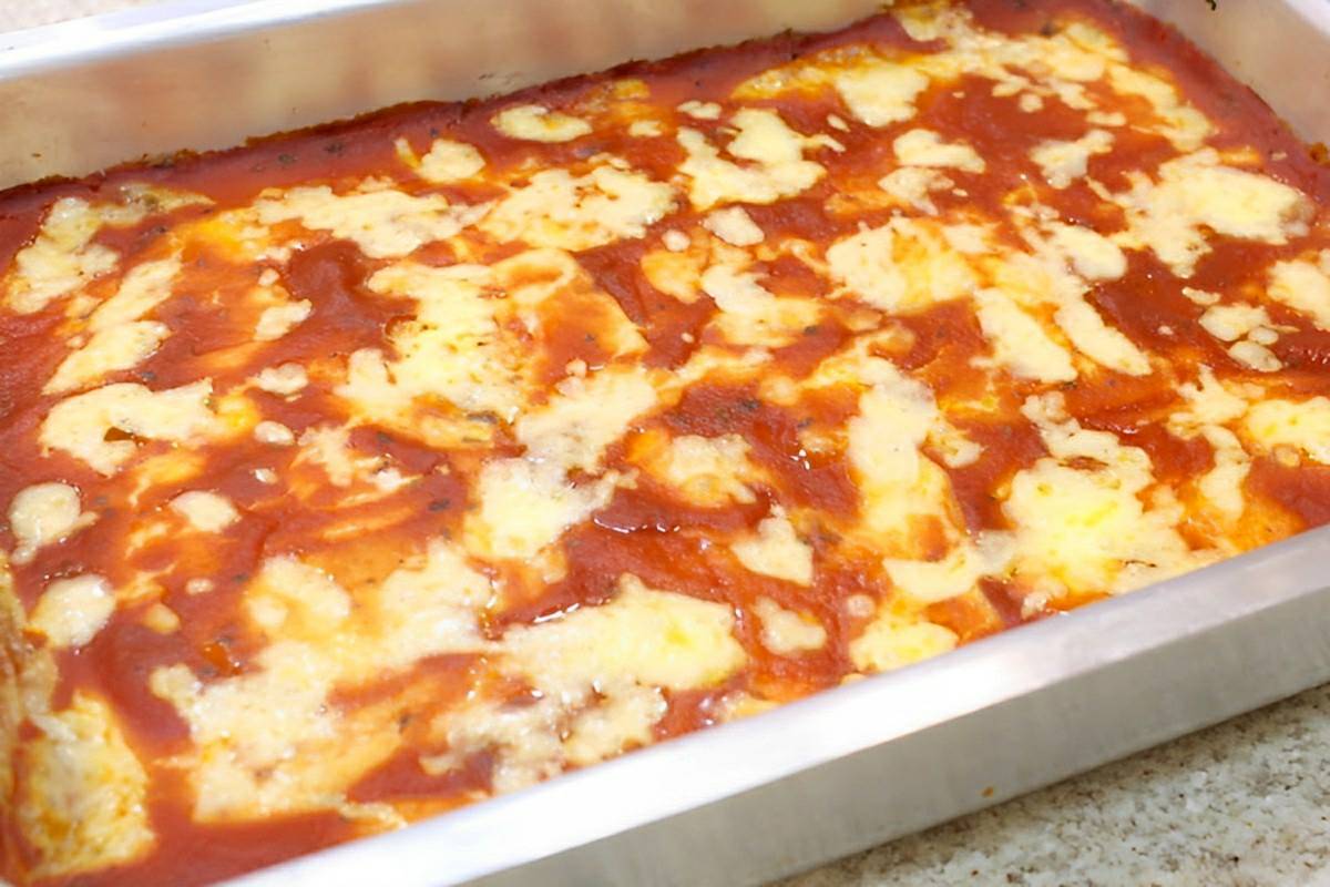 Carne moída à parmegiana deliciosa econômica e perfeita para servir no ...