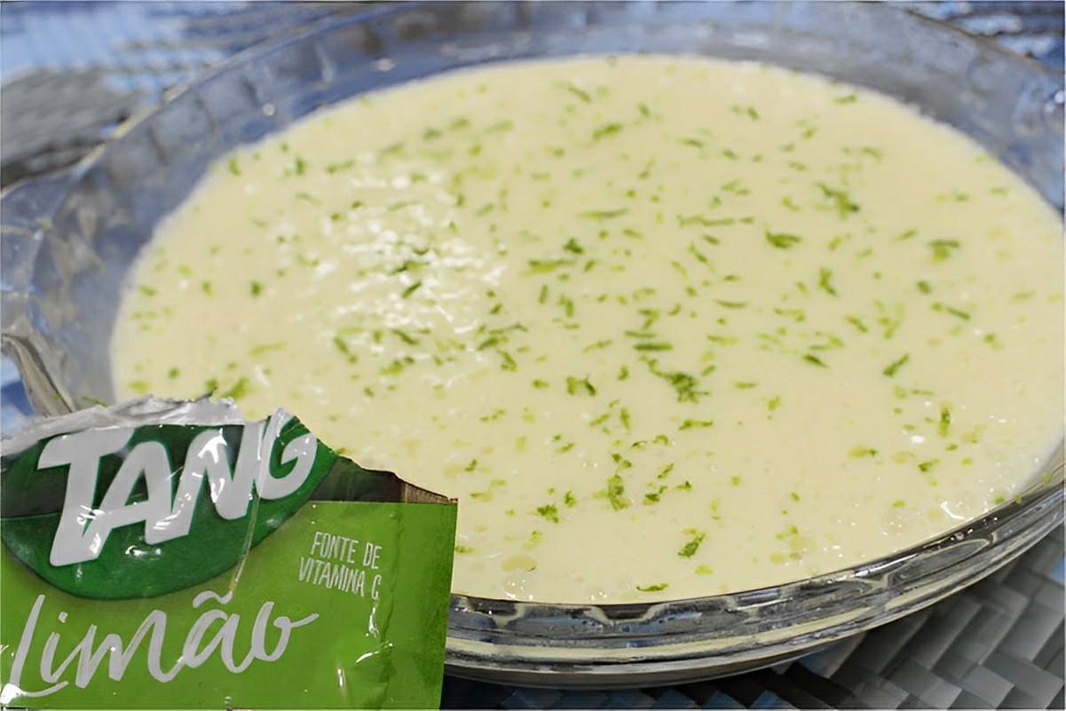 Mousse de limão com suco Tang é bem mais prático e rápido e fica uma ...