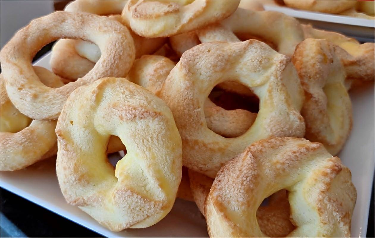 Rosquinha doce de polvilho igual minha avó fazia na fazenda uma delícia ...