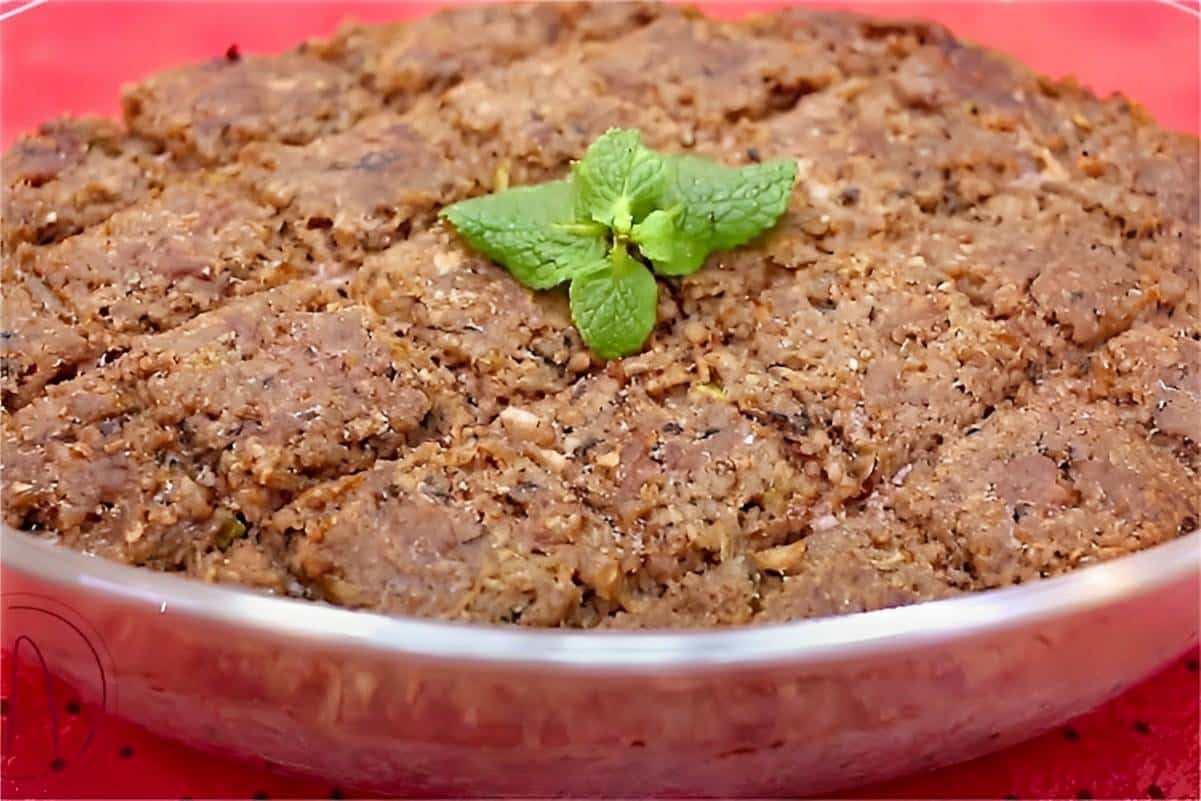 Quibe assado molhadinho e delicioso um prato fácil econômico e que toda família vai adorar