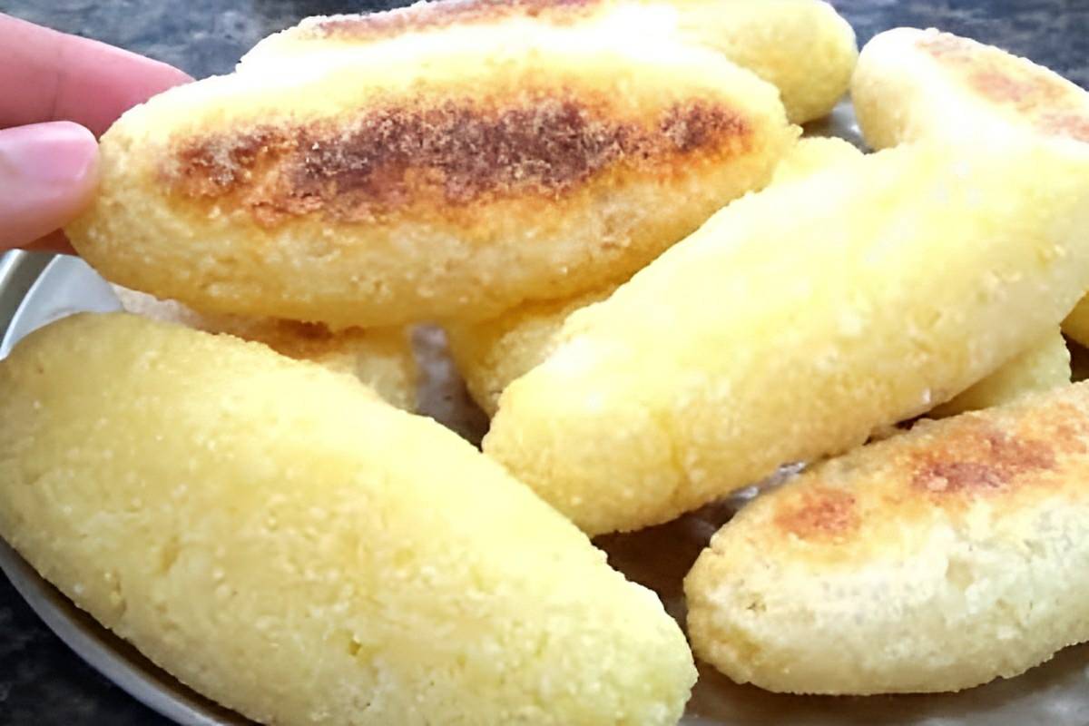 Pão de tapioca leve e saboroso para substituir o pão francês no café da ...