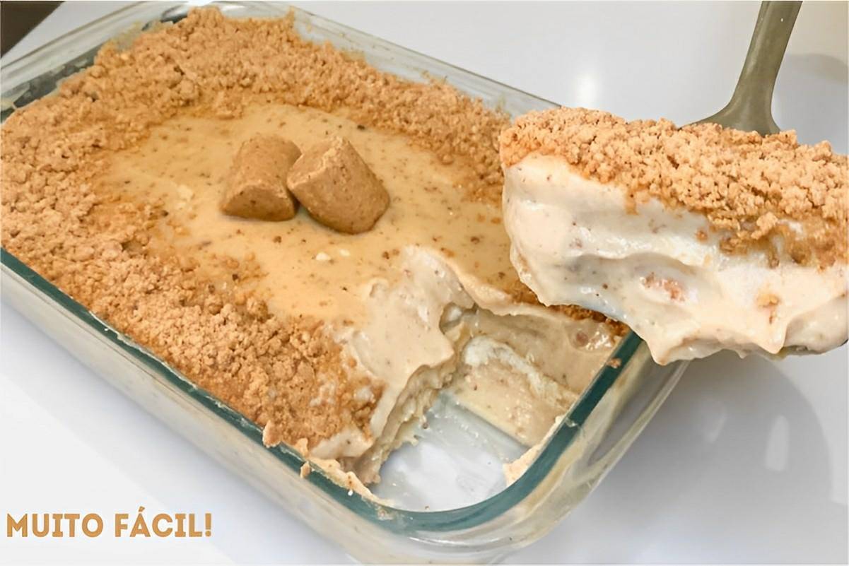 Pavê de paçoca com biscoito maisena muito cremoso delicioso e fácil de ...