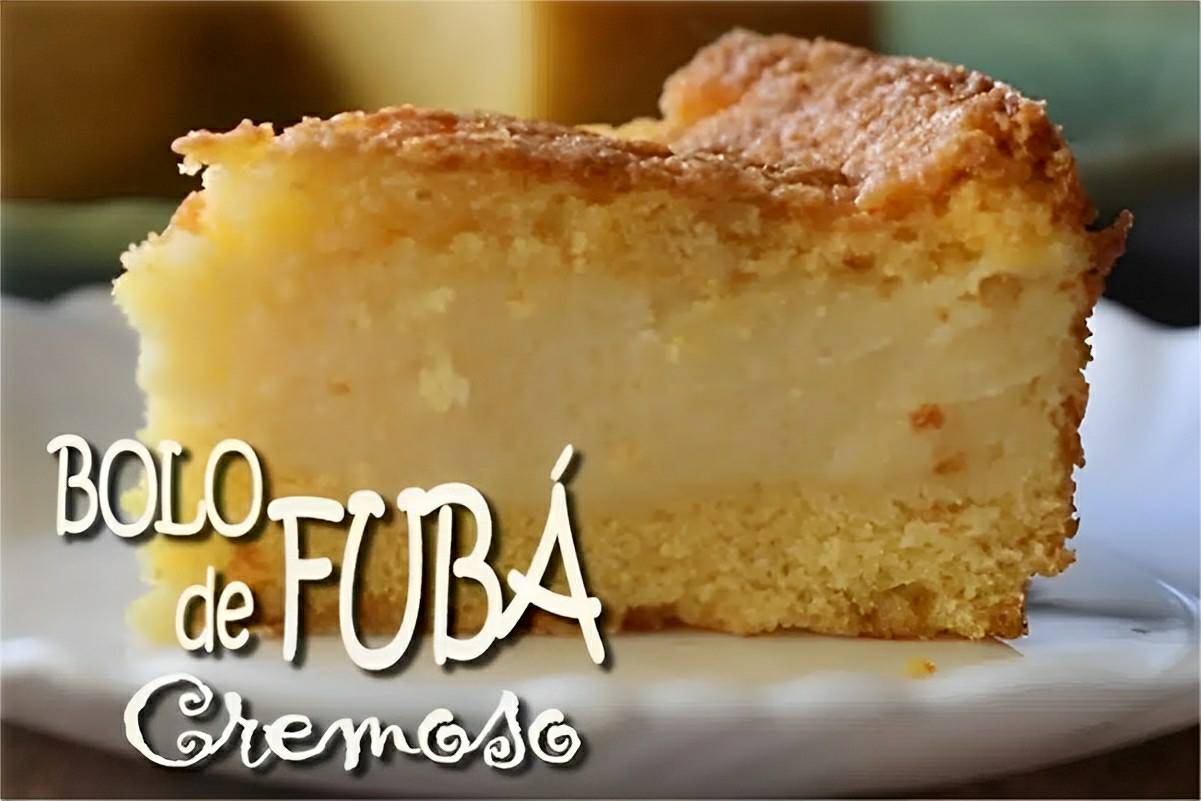 Bolo de fubá cremoso muito fácil é só liquidificar os ingredientes ...