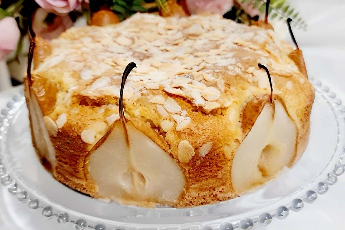 Bolo de pêras com amêndoas um bolo fino porém muito fácil de preparar