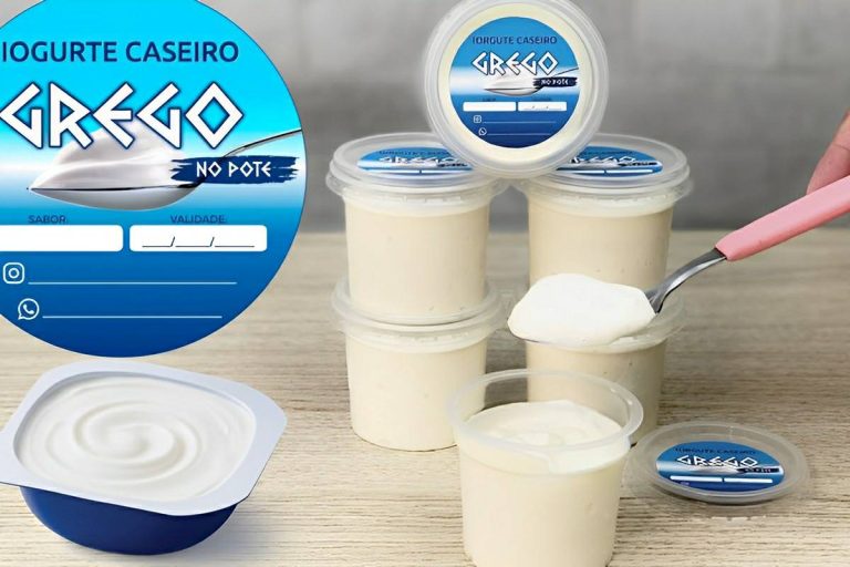 Iogurte grego caseiro com 2 ingredientes consistente econômico e ...