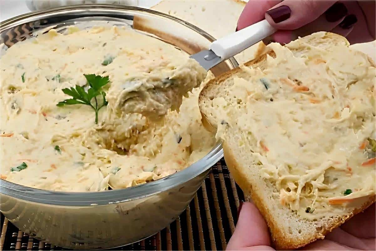 Patê de frango para lanche natural leve delicioso e muito fácil de fazer