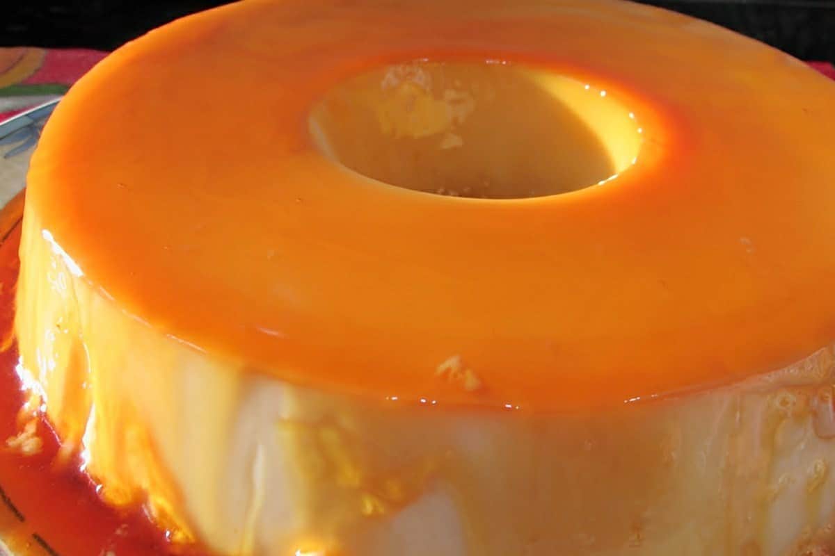 Pudim sem ovos e sem forno feito com apenas 3 ingredientes muito fácil ...