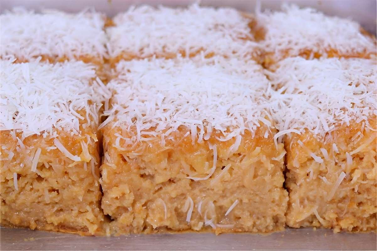 Bolo gelado de doce de leite com coco: você nunca provou nada igual