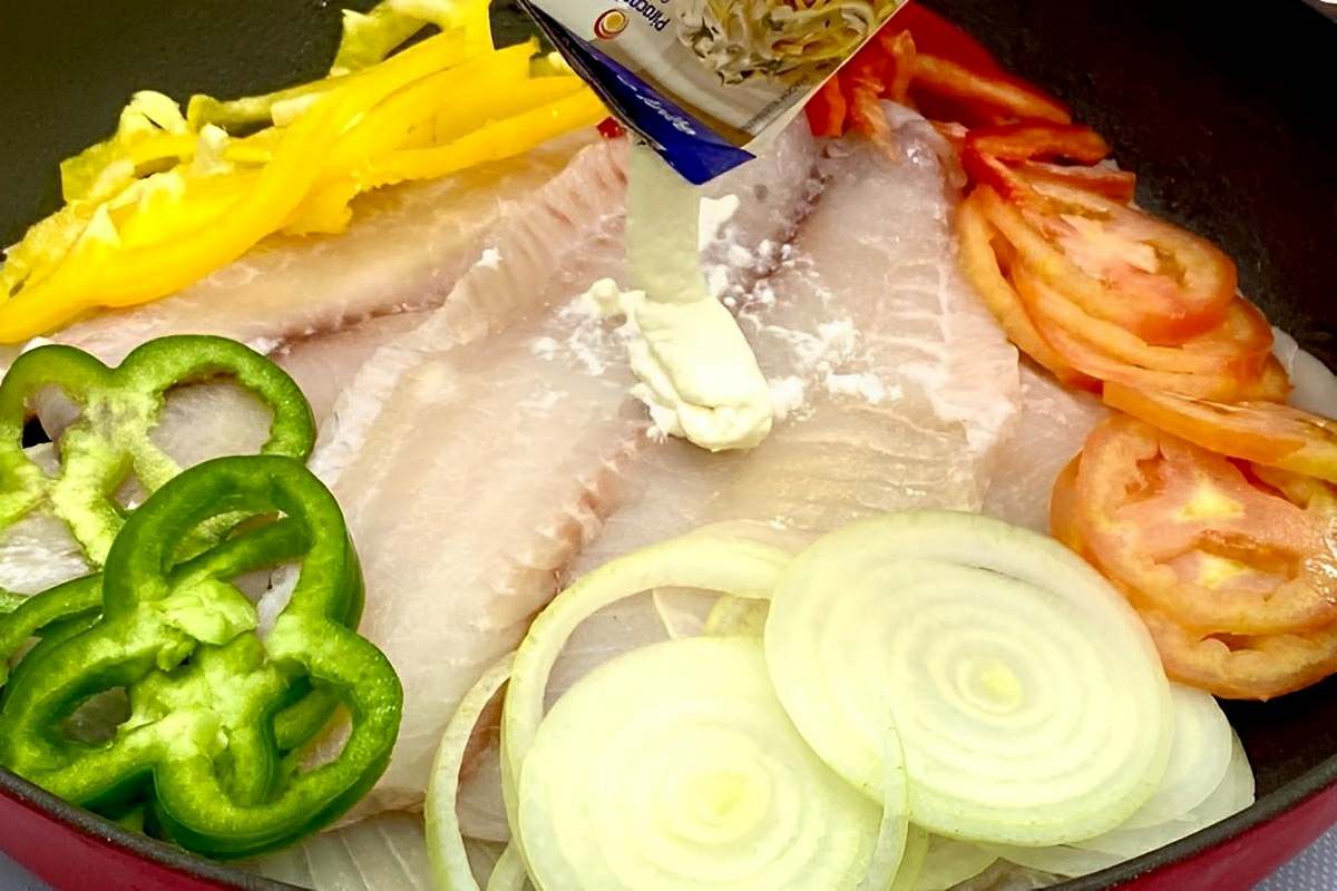 Filé de tilápia ao molho com purê de batatas: uma receita leve e ...