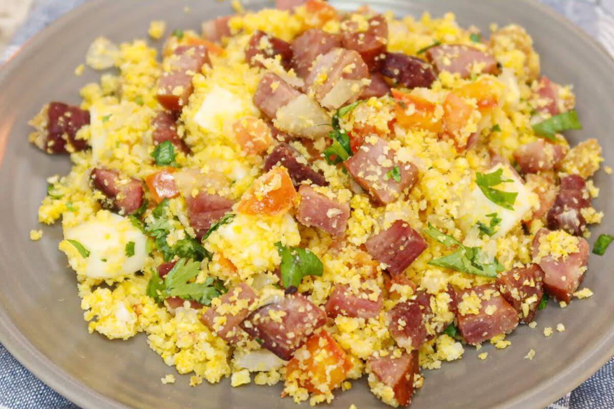 Cuscuz recheado ótimo para você servir um jantar leve e diferente para ...