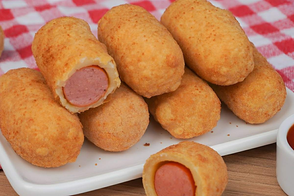 Aprenda a fazer uma massa de salgado perfeita com essa receita de ...