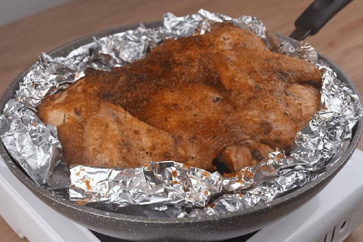 O segredo para preparar um frango suculento e bem molhadinho