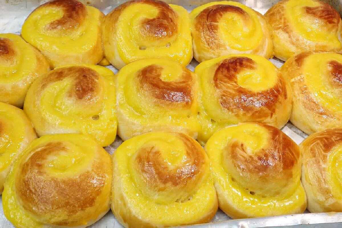 Sabe aquele delicioso pão doce de padaria? Aprenda a fazer hoje mesmo