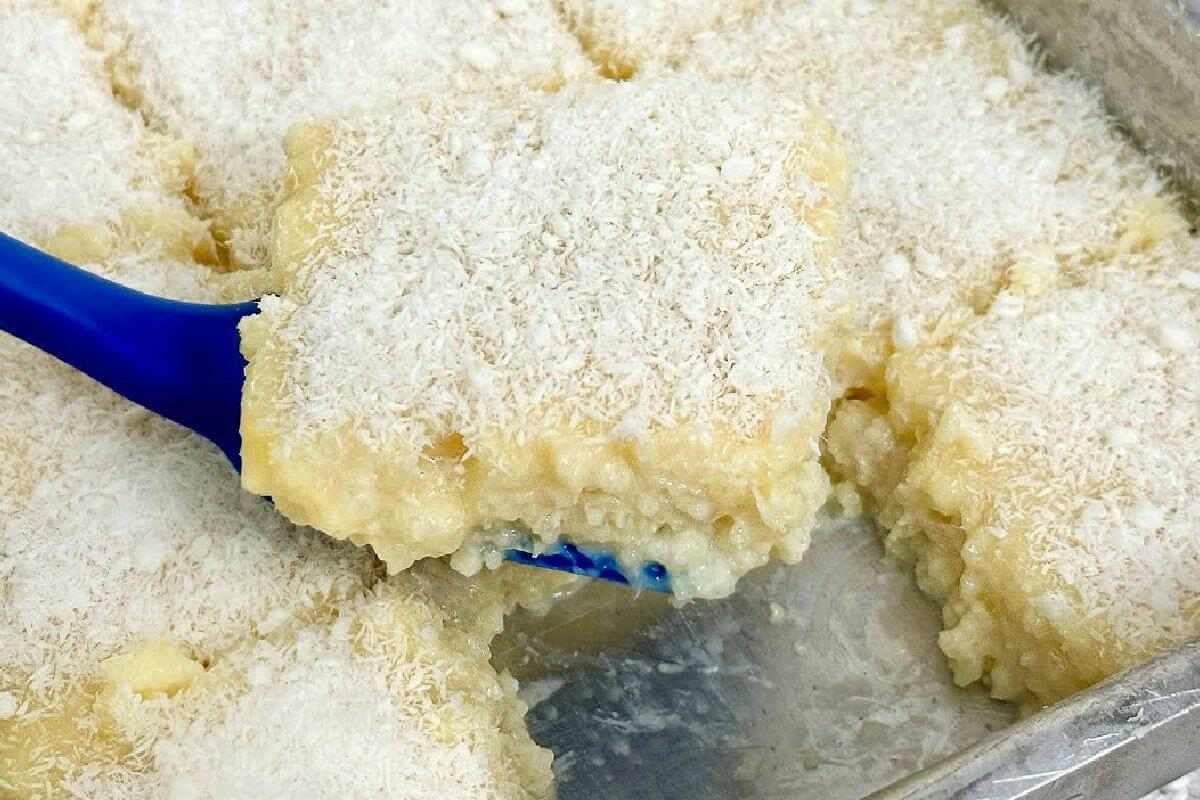 Tapioca cremosa na forma muito cremosa de dar água na só de olhar