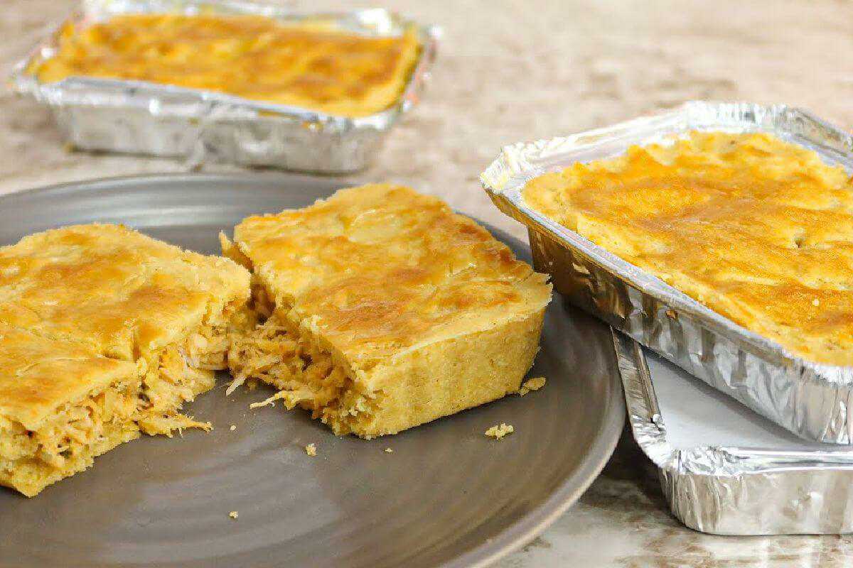 Empadão de frango com aquela massa perfeita que todo mundo tenta fazer