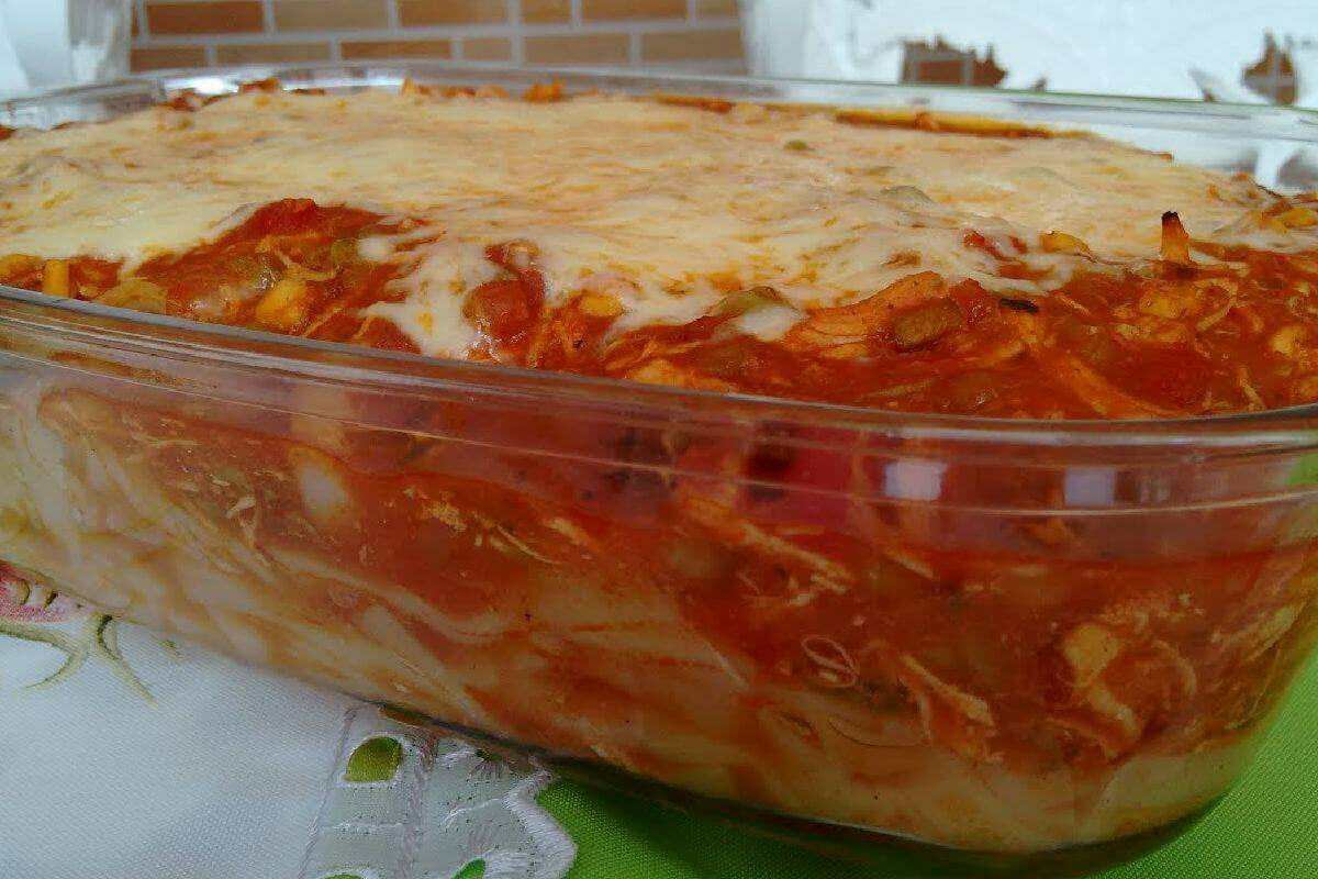 Macarronada de frango um almoço perfeito para seu domingo em família