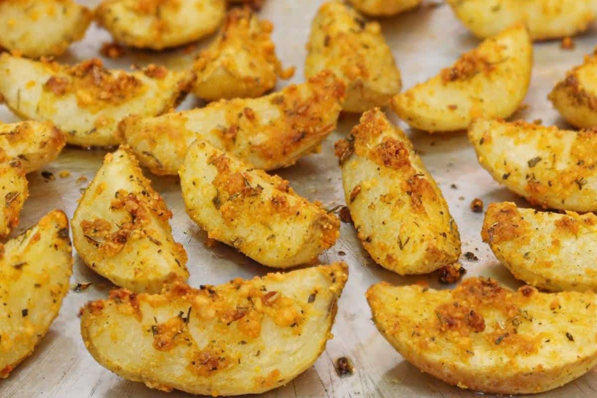 Segredo para fazer uma batata rústica deliciosa e um tempero especial