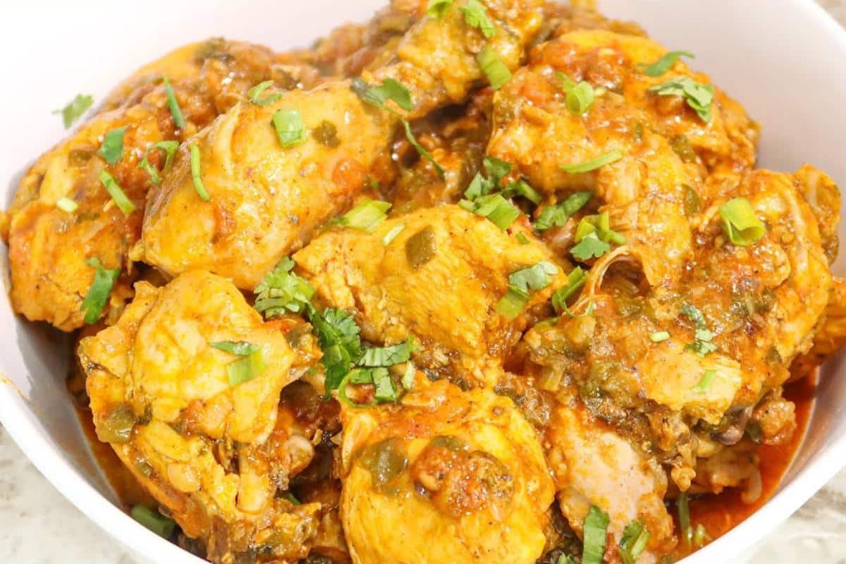Frango guisado gostoso bem temperado dá até para você fazer no dia das mães