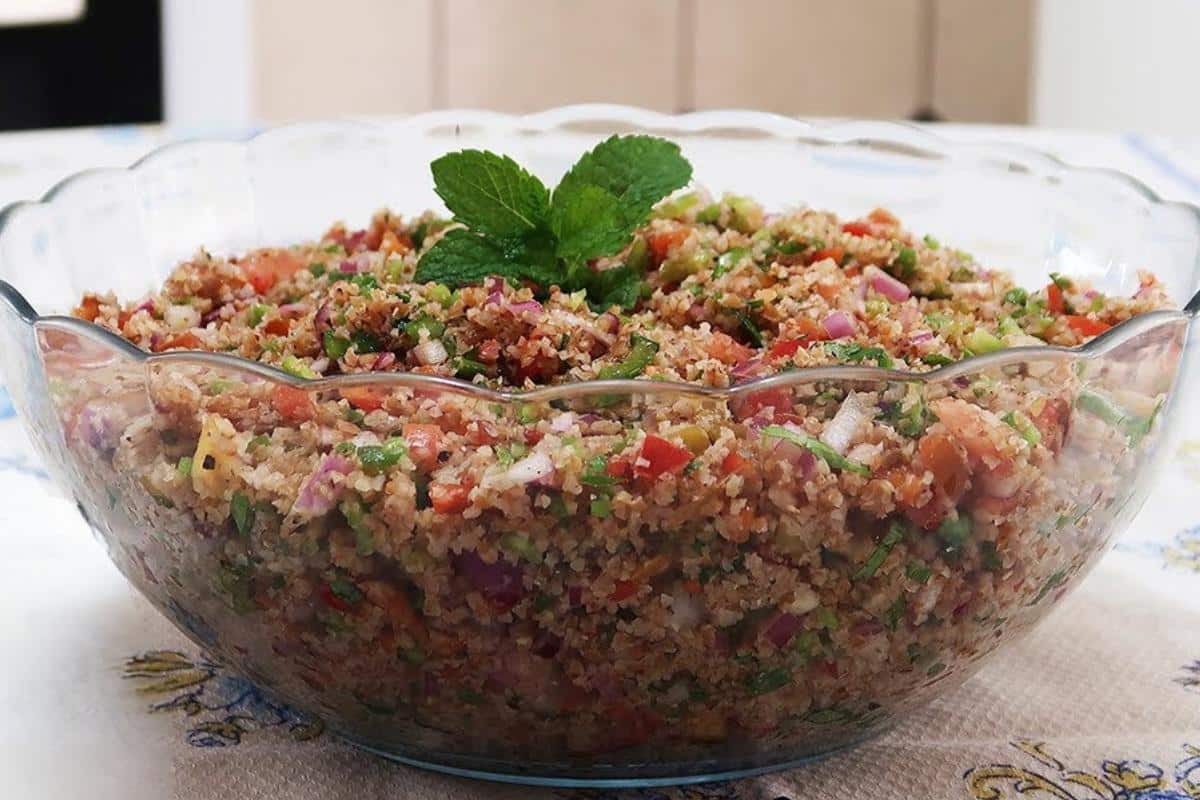 Receita de tabule uma salada de árabe que faz o gosto de todo mundo na ...