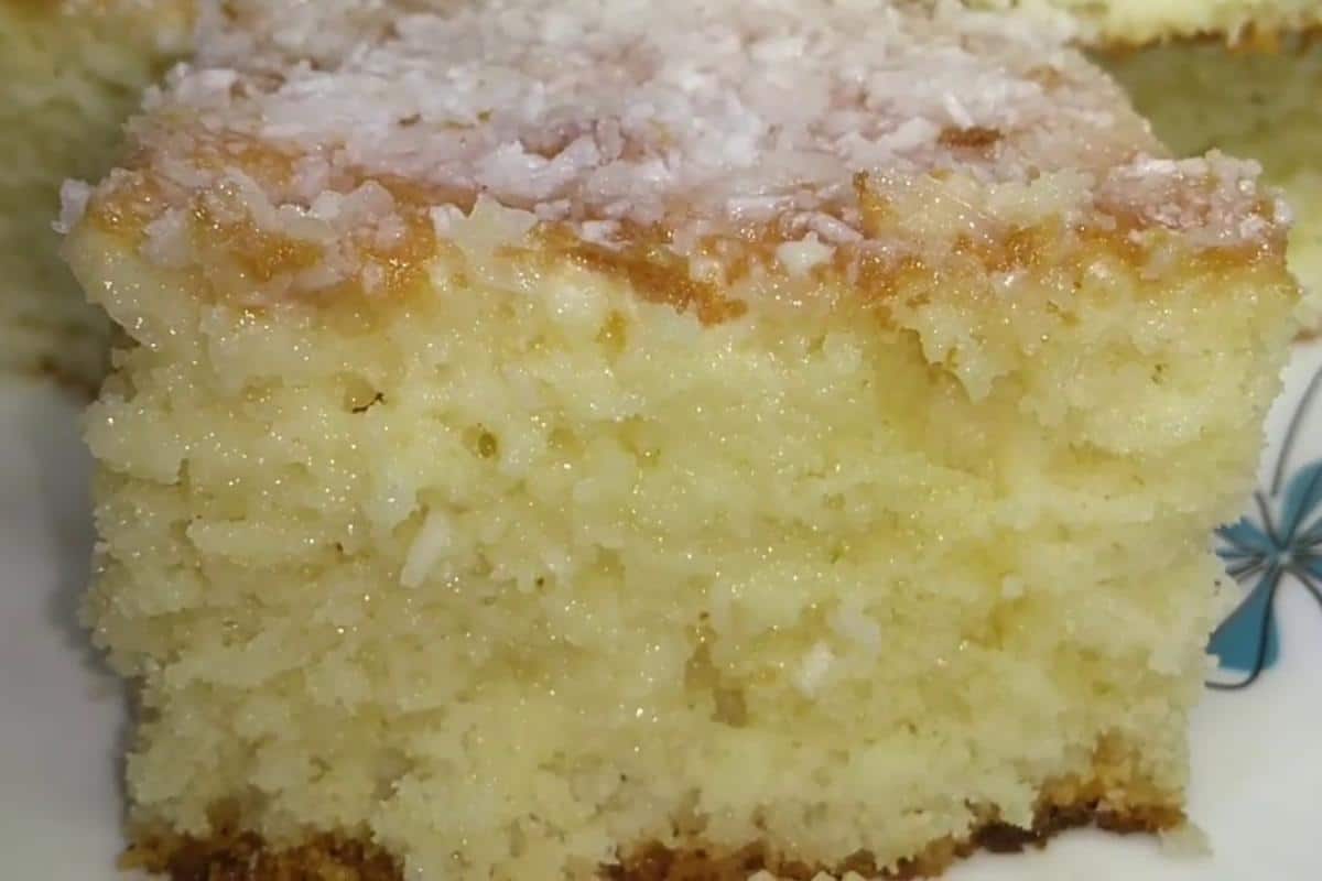 Receita de bolo toalha felpuda muito molhadinho que desmancha na boca