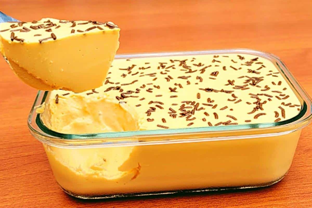 Sobremesa de 2 ingredientes é só misturar os ingredientes e esperar ...