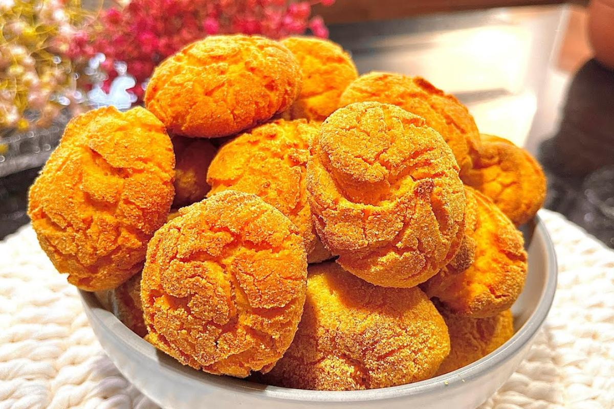 Broa de fubá da vovó perfeita e deliciosa para o chá da tarde