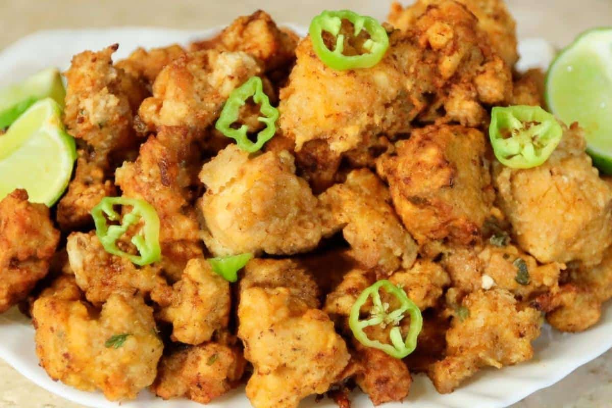 Aprenda o segredo de fazer frango crocante e sequinho igual porção de ...