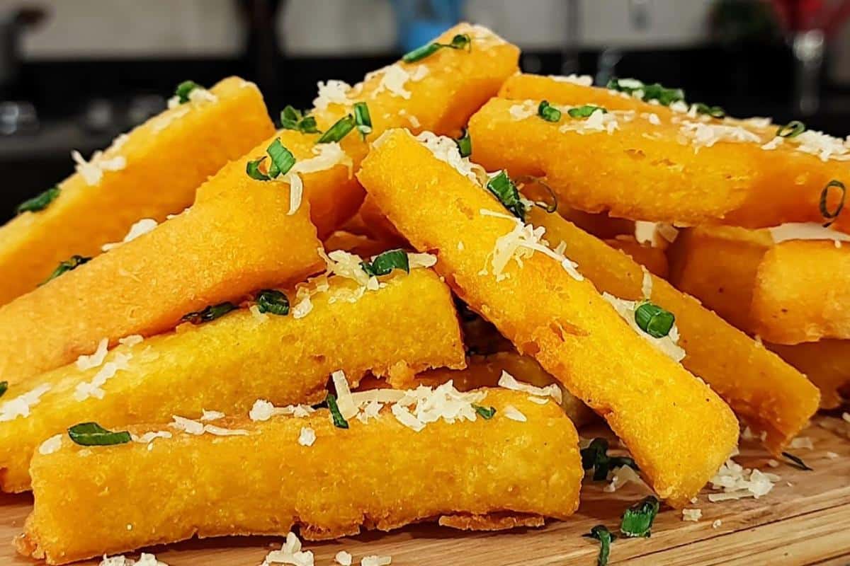 Como fazer a melhor polenta frita de todas que fica sequinha e não fica ...