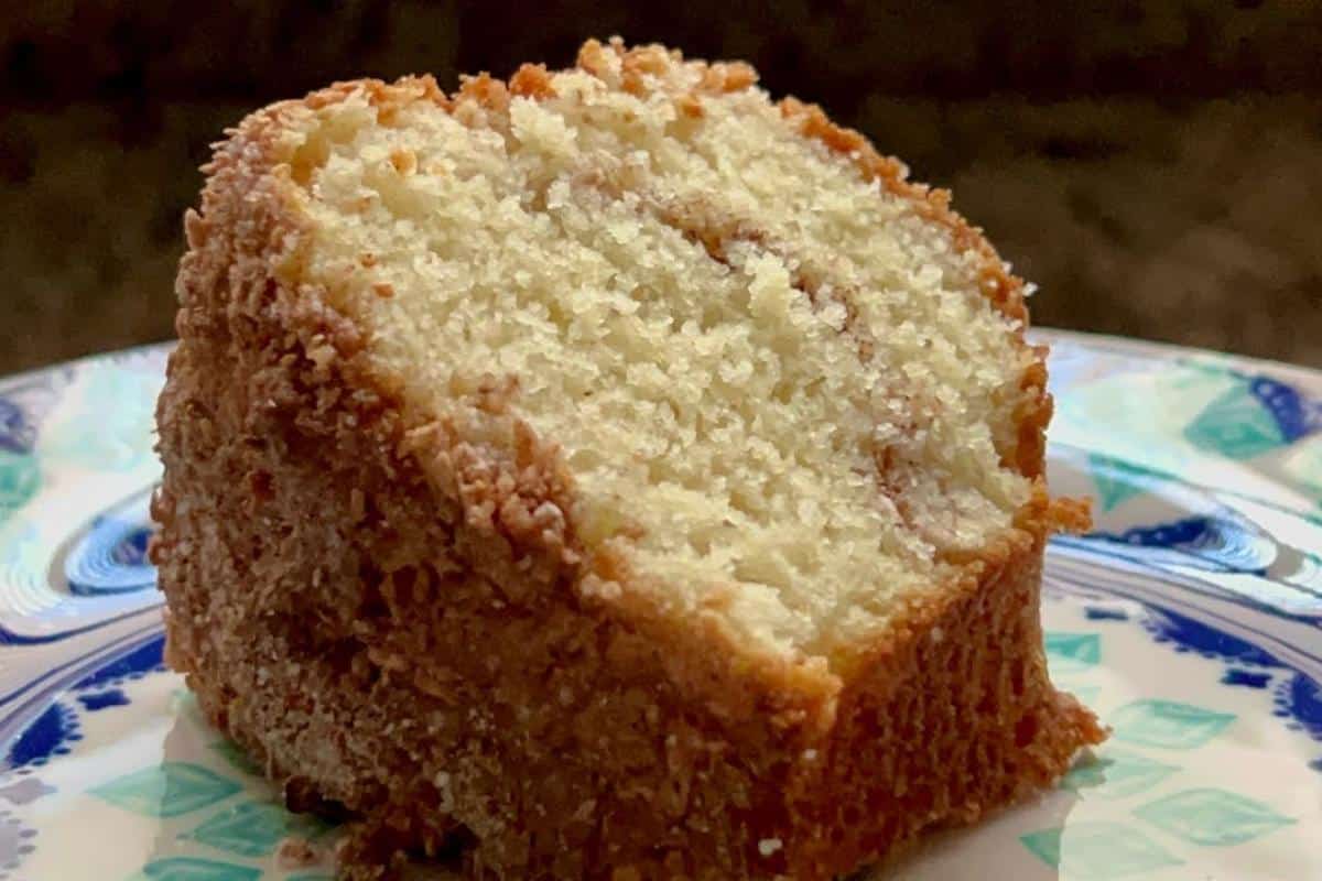 Veja como fazer bolo fofinho e cheiroso para seu lanche com um ...