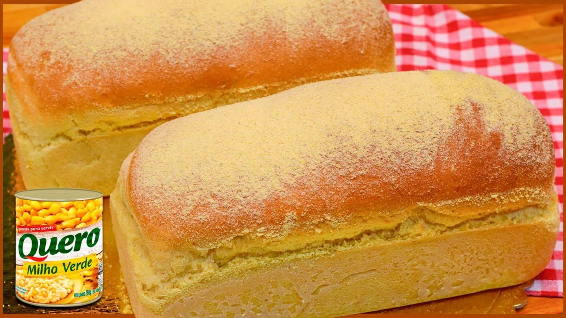 Pão de milho de latinha da roça para comer quentinho na hora do café
