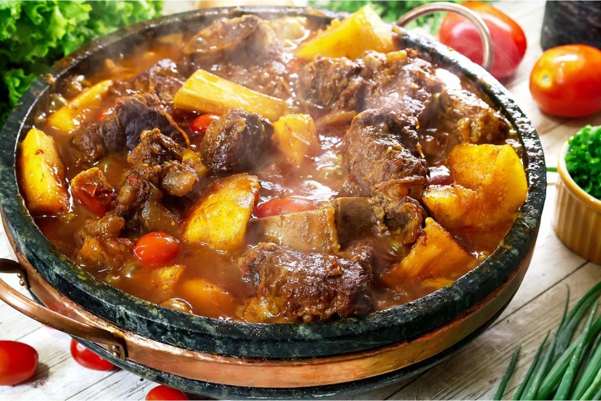 Vaca atolada mineira perfeito para sua mesa de domingo